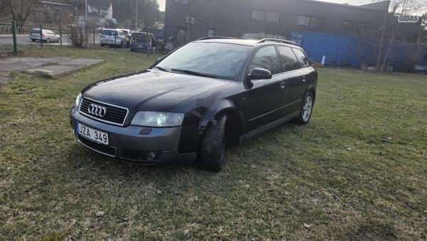 Black Audi A4 2003 in Prienai, with an engine capacity of 2.50 L and mileage of 421 thousand km for 850 €, photo 6 on AUTOMOTO.COM.LV