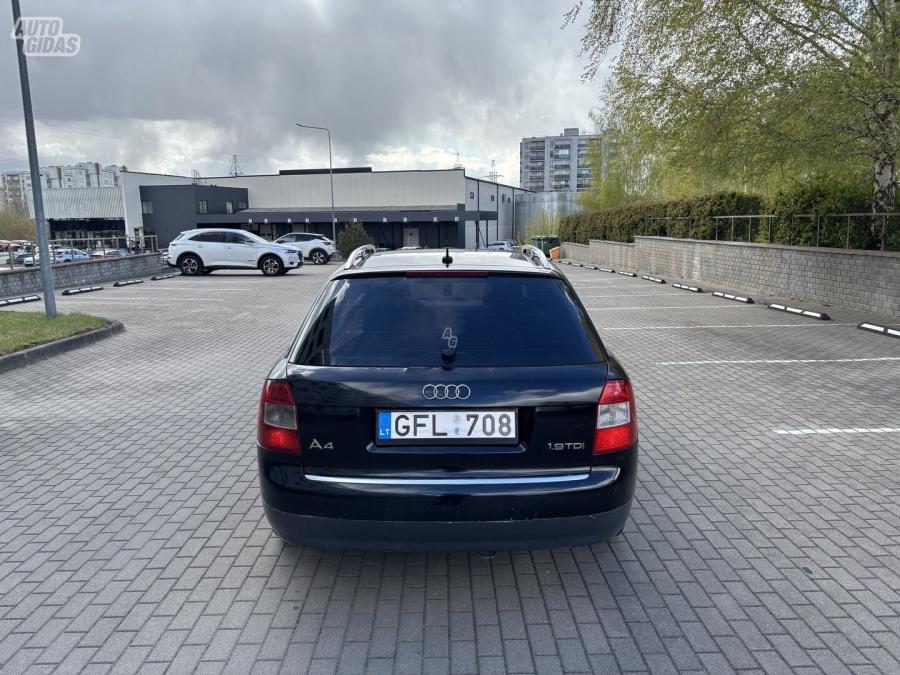 Black Audi A4 2003 in Vilnius, with an engine capacity of 1.90 L and mileage of 342 thousand km for 1050 €, photo 7 on AUTOMOTO.COM.LV
