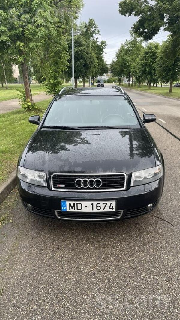 Melns Audi A4 2003 Daugavpils, ar dzinēja tilpumu 1.90 L un nobraukumu 295 tūkst. km par 2350 €, foto 1 vietnē AUTOMOTO.COM.LV