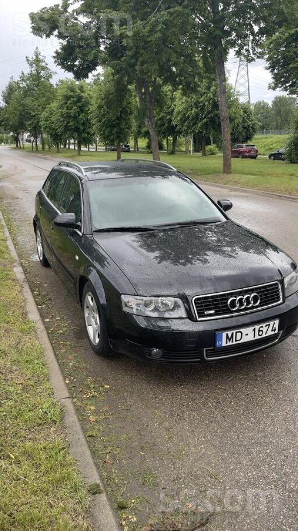 Melns Audi A4 2003 Daugavpils, ar dzinēja tilpumu 1.90 L un nobraukumu 295 tūkst. km par 2350 €, foto 3 vietnē AUTOMOTO.COM.LV