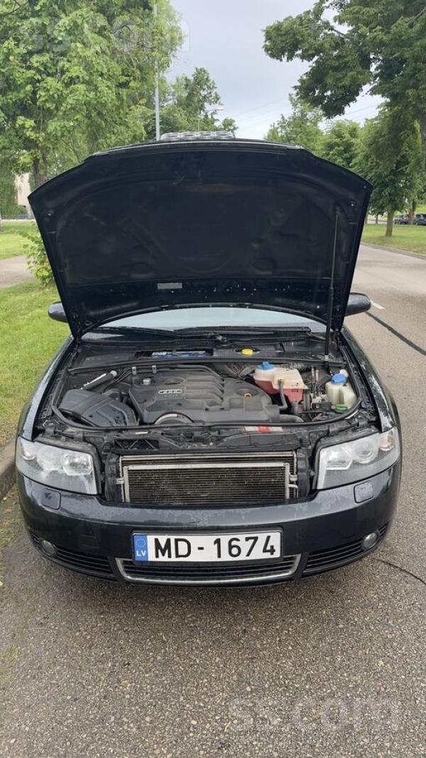 Melns Audi A4 2003 Daugavpils, ar dzinēja tilpumu 1.90 L un nobraukumu 295 tūkst. km par 2350 €, foto 10 vietnē AUTOMOTO.COM.LV