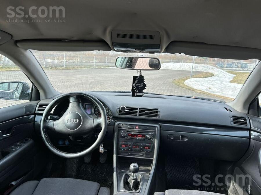 Черный Ауди А4 2003 в Бауска, объемом двигателя 1.90 л и пробегом 443 тыс. км за 1950 €, фото 7 на AUTOMOTO.COM.LV
