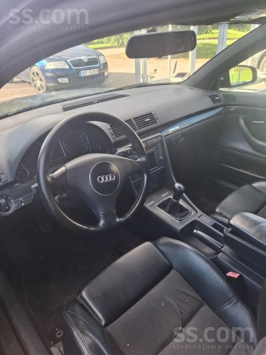 Black Audi A4 2003 in Riga, with an engine capacity of 1.80 L and mileage of 300 thousand km for 1000 €, photo 1 on AUTOMOTO.COM.LV