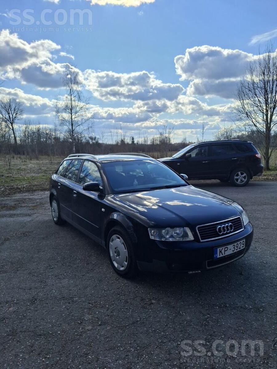 Black Audi A4 2003 in Madona, with an engine capacity of 1.60 L and mileage of 302 thousand km for 1700 €, photo 5 on AUTOMOTO.COM.LV