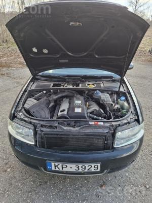 Black Audi A4 2003 in Madona, with an engine capacity of 1.60 L and mileage of 302 thousand km for 1700 €, photo 10 on AUTOMOTO.COM.LV