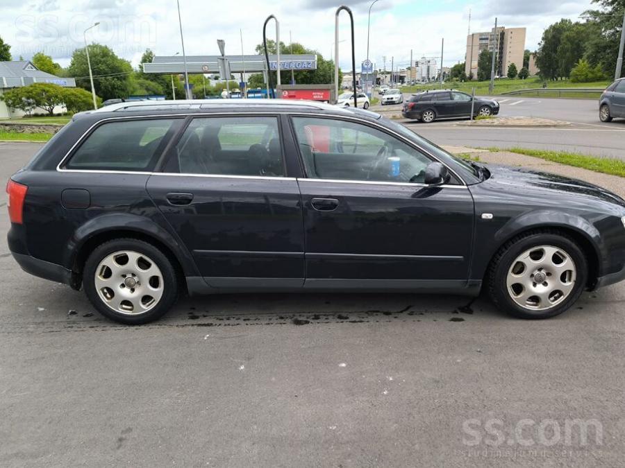 Melns Audi A4 2003 Daugavpils, ar dzinēja tilpumu 1.90 L un nobraukumu 444 tūkst. km par 1100 €, foto 4 vietnē AUTOMOTO.COM.LV