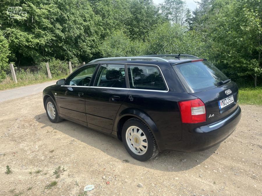 Melns Audi A4 2003 Panevēža, ar dzinēja tilpumu 1.90 L un nobraukumu 271 tūkst. km par 1100 €, foto 5 vietnē AUTOMOTO.COM.LV