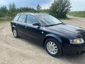 Melns Audi A4 2003 Panevēža, ar dzinēja tilpumu 1.90 L un nobraukumu 271 tūkst. km par 1100 €, foto 9 vietnē AUTOMOTO.COM.LV