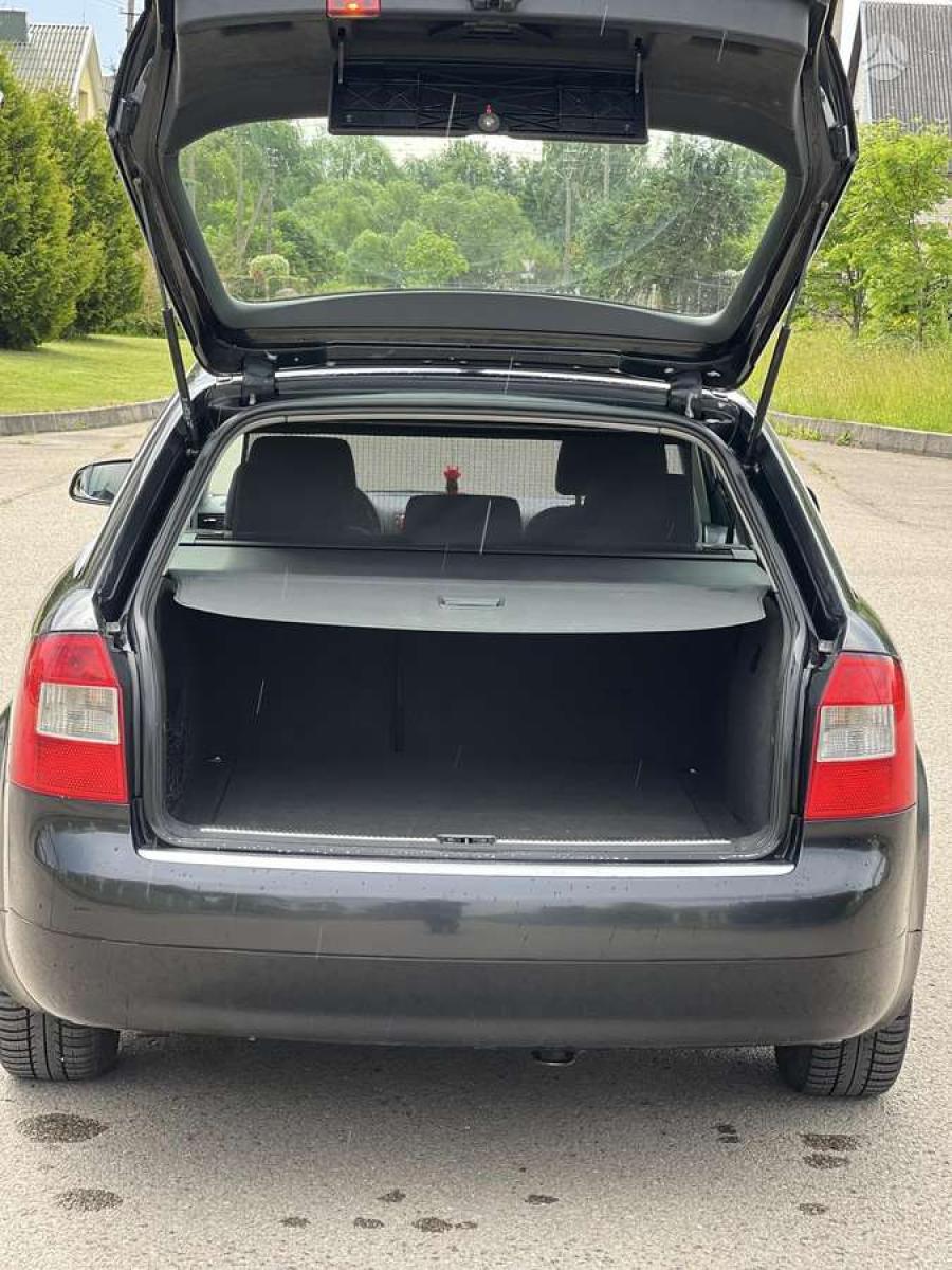 Black Audi A4 2003 in Radviliskis, with an engine capacity of 1.90 L and mileage of 271 thousand km for 1950 €, photo 10 on AUTOMOTO.COM.LV