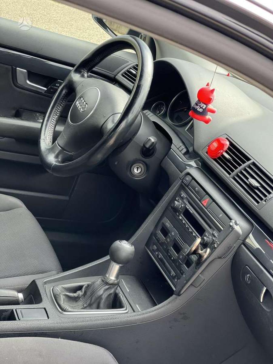 Black Audi A4 2003 in Radviliskis, with an engine capacity of 1.90 L and mileage of 271 thousand km for 1950 €, photo 14 on AUTOMOTO.COM.LV