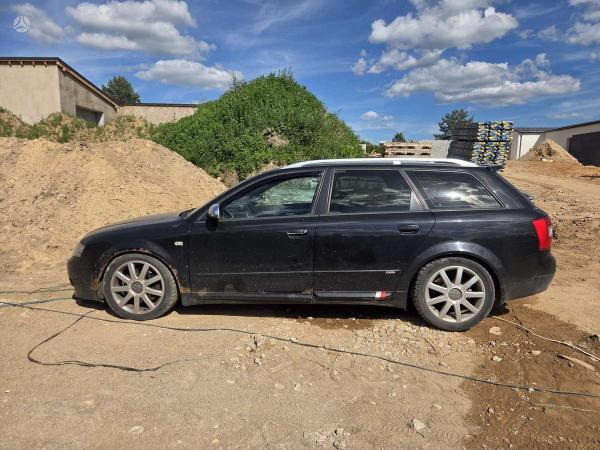 Melns Audi A4 2003 Viļņa, ar dzinēja tilpumu 2.50 L un nobraukumu 465 tūkst. km par 1200 €, foto 2 vietnē AUTOMOTO.COM.LV
