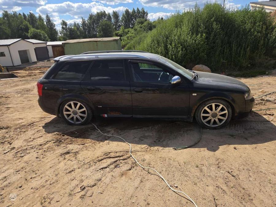Black Audi A4 2003 in Vilnius, with an engine capacity of 2.50 L and mileage of 465 thousand km for 1200 €, photo 7 on AUTOMOTO.COM.LV