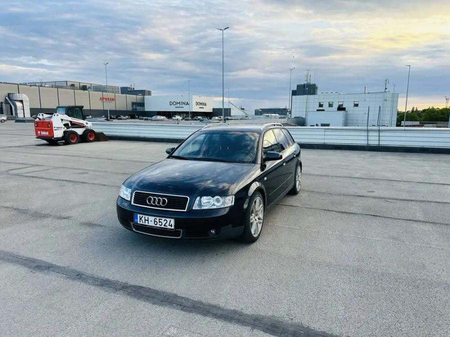 Black Audi A4 2003 in Riga, with an engine capacity of 2.50 L and mileage of 262 thousand km for 1520 €, photo 3 on AUTOMOTO.COM.LV