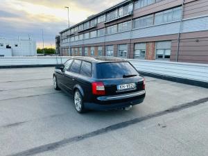 Black Audi A4 2003 in Riga, with an engine capacity of 2.50 L and mileage of 262 thousand km for 1520 €, photo 6 on AUTOMOTO.COM.LV