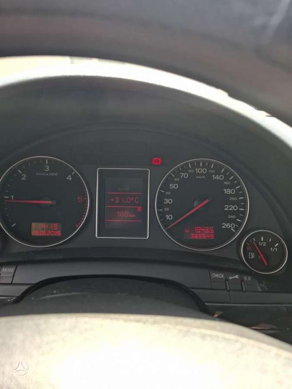 Black Audi A4 2003 in Kupiskis, with an engine capacity of 1.90 L and mileage of 370 thousand km for 1500 €, photo 4 on AUTOMOTO.COM.LV