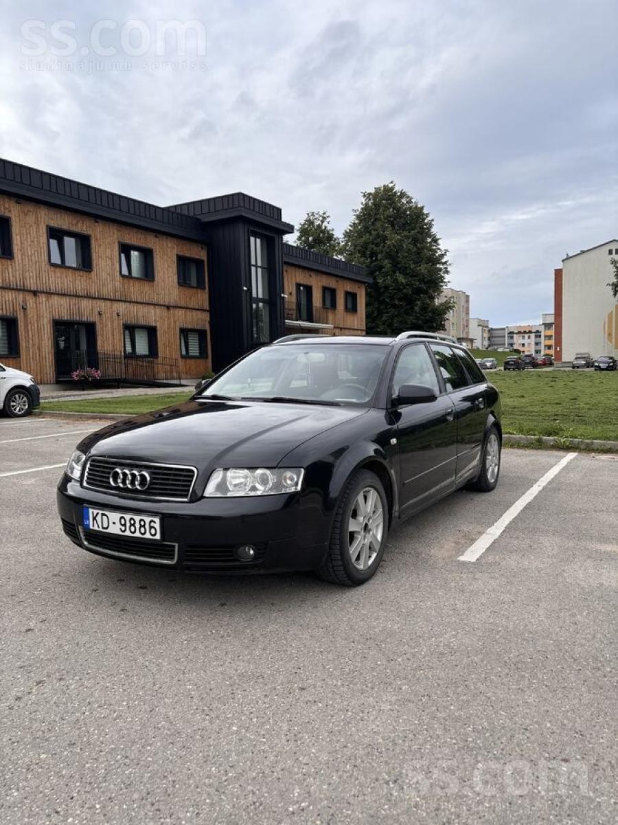 Black Audi A4 2003 in Saldus, with an engine capacity of 2.50 L and mileage of 374 thousand km for 1550 €, photo 1 on AUTOMOTO.COM.LV