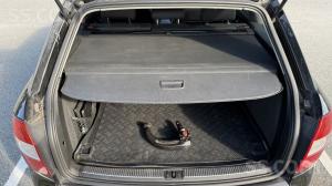 Black Audi A4 2003 in Riga, with an engine capacity of 1.90 L and mileage of 420 thousand km for 1500 €, photo 13 on AUTOMOTO.COM.LV