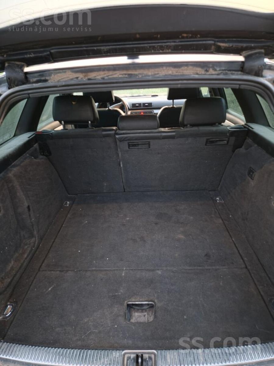 Melns Audi A4 2003 Madona, ar dzinēja tilpumu 1.90 L un nobraukumu 380 tūkst. km par 930 €, foto 10 vietnē AUTOMOTO.COM.LV