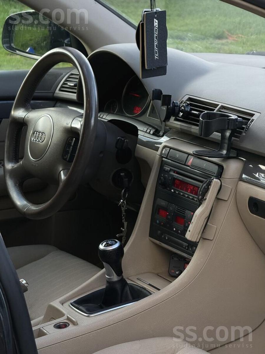 Melns Audi A4 2003 Bauska, ar dzinēja tilpumu 2.50 L un nobraukumu 395 tūkst. km par 1650 €, foto 12 vietnē AUTOMOTO.COM.LV