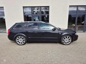 Melns Audi A4 2003 Marijampole, ar dzinēja tilpumu 2.50 L un nobraukumu 330 tūkst. km par 1200 €, foto 5 vietnē AUTOMOTO.COM.LV