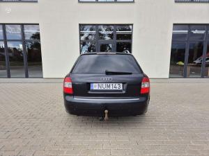 Melns Audi A4 2003 Marijampole, ar dzinēja tilpumu 2.50 L un nobraukumu 330 tūkst. km par 1200 €, foto 8 vietnē AUTOMOTO.COM.LV