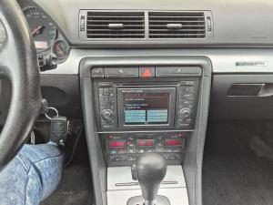 Melns Audi A4 2003 Marijampole, ar dzinēja tilpumu 2.50 L un nobraukumu 330 tūkst. km par 1200 €, foto 17 vietnē AUTOMOTO.COM.LV