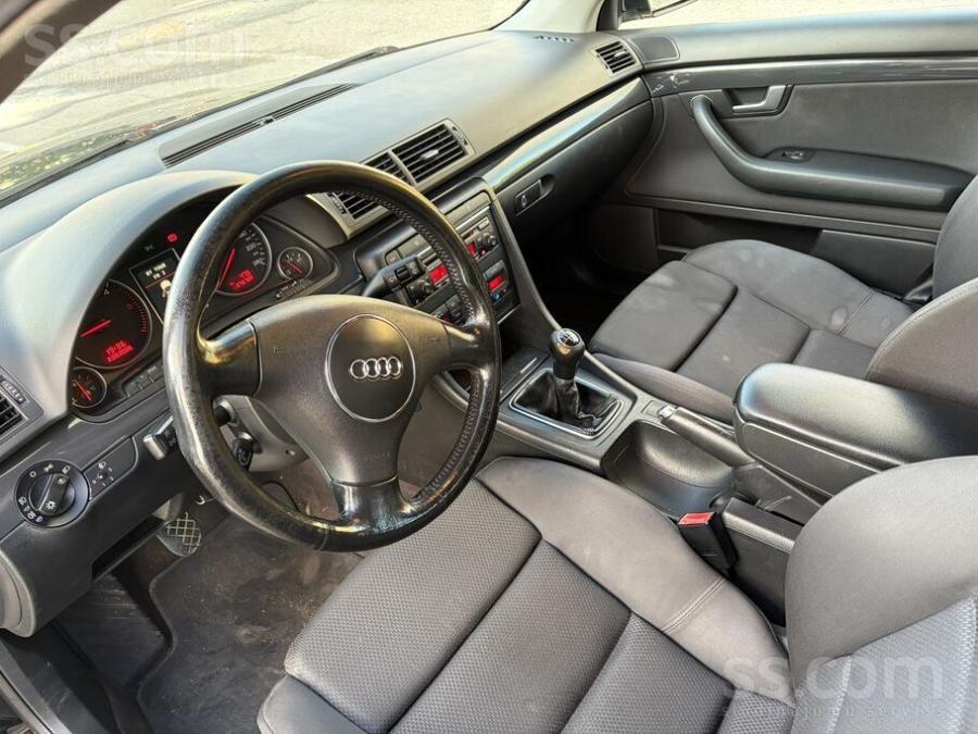 Black Audi A4 2003 in Riga, with an engine capacity of 1.90 L and mileage of 376 thousand km for 1800 €, photo 12 on AUTOMOTO.COM.LV