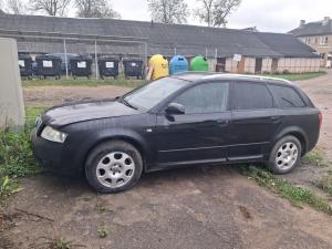 Black Audi A4 2003 in Vilnius, with an engine capacity of 1.90 L and mileage of 382 thousand km for 400 €, photo 3 on AUTOMOTO.COM.LV