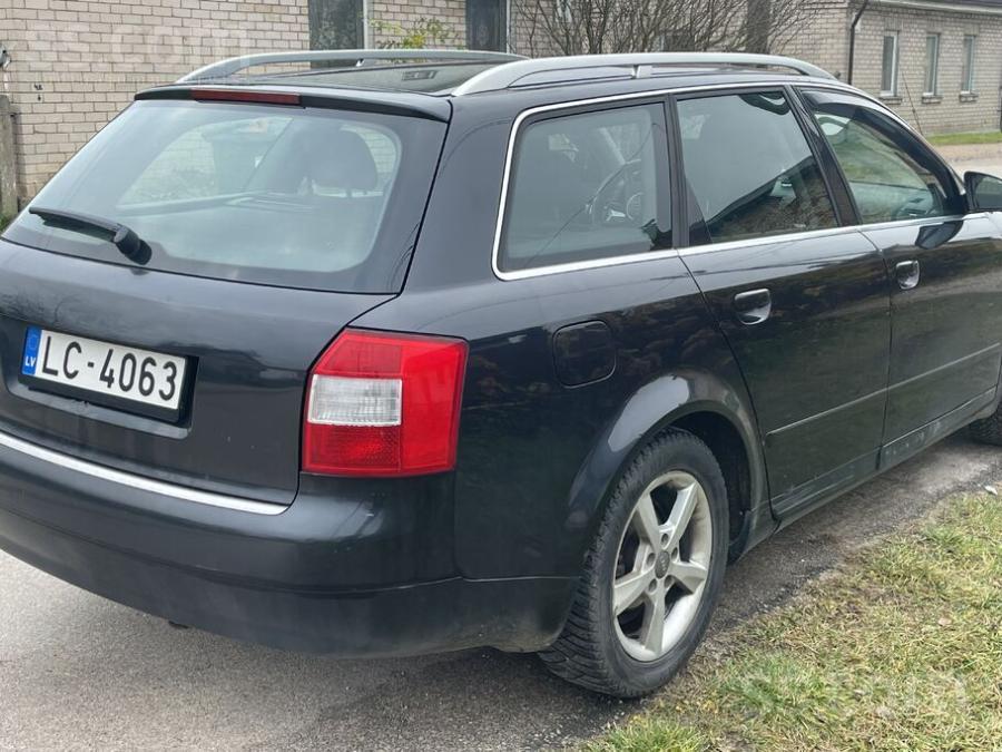Black Audi A4 2004 in Daugavpils, with an engine capacity of 1.90 L and mileage of 300 thousand km for 1700 €, photo 2 on AUTOMOTO.COM.LV