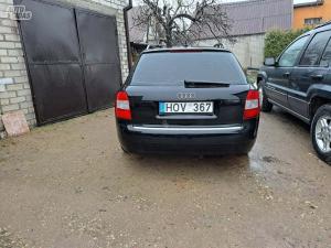 Melns Audi A4 2004 Telšiai, ar dzinēja tilpumu 1.90 L un nobraukumu 300 tūkst. km par 799 €, foto 4 vietnē AUTOMOTO.COM.LV