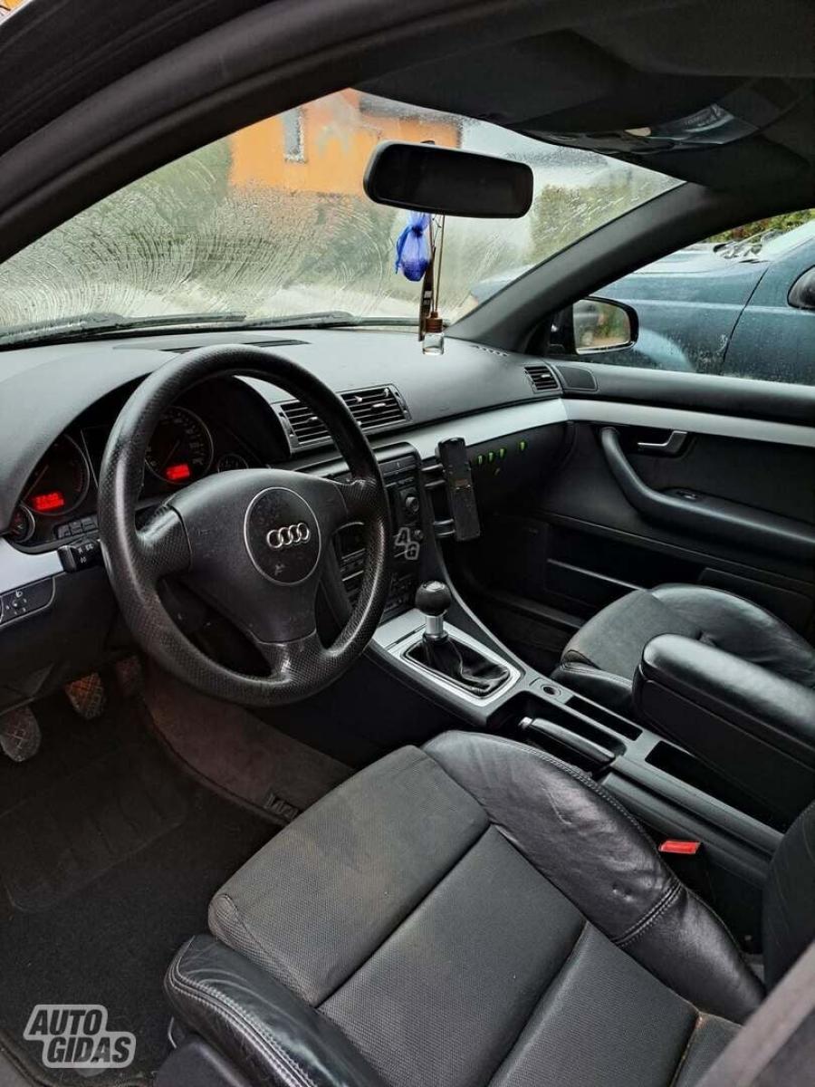Melns Audi A4 2004 Telšiai, ar dzinēja tilpumu 1.90 L un nobraukumu 300 tūkst. km par 799 €, foto 6 vietnē AUTOMOTO.COM.LV