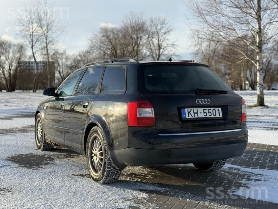 Black Audi A4 2004 in Riga, with an engine capacity of 1.90 L and mileage of 353 thousand km for 1650 €, photo 4 on AUTOMOTO.COM.LV