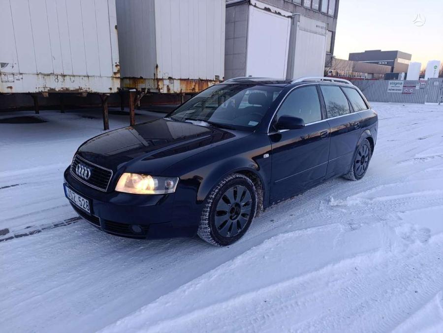 Melns Audi A4 2004 Panevēža, ar dzinēja tilpumu 1.90 L un nobraukumu 380 tūkst. km par 1000 €, foto 1 vietnē AUTOMOTO.COM.LV