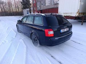 Melns Audi A4 2004 Panevēža, ar dzinēja tilpumu 1.90 L un nobraukumu 380 tūkst. km par 1000 €, foto 4 vietnē AUTOMOTO.COM.LV