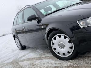 Melns Audi A4 2004 Viļņa, ar dzinēja tilpumu 1.90 L un nobraukumu 181 tūkst. km par 2650 €, foto 7 vietnē AUTOMOTO.COM.LV