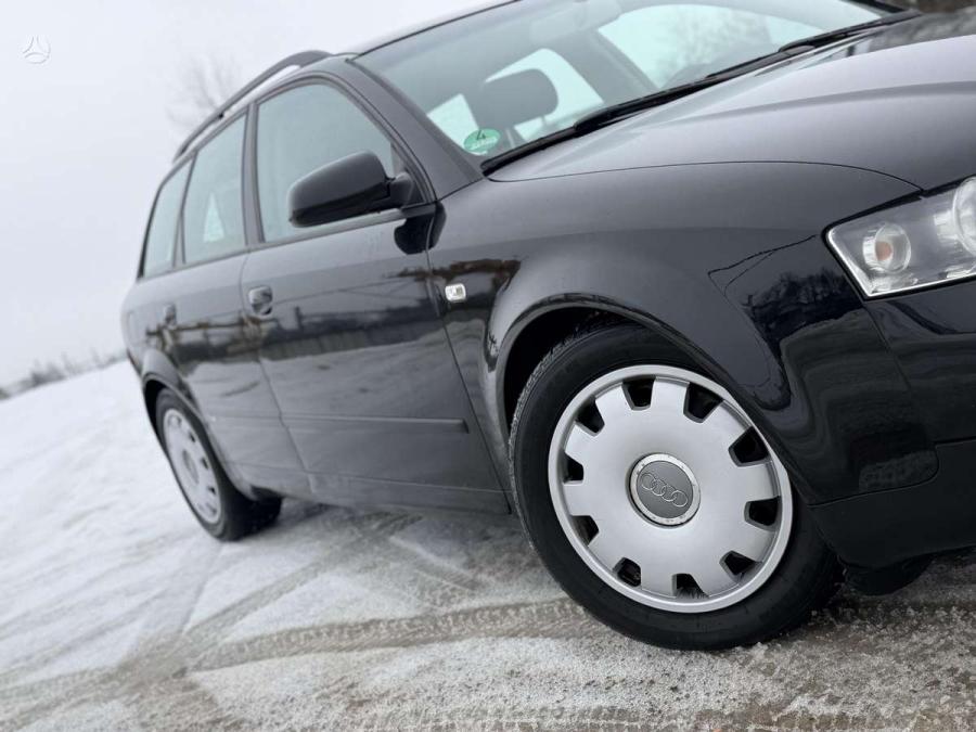 Melns Audi A4 2004 Viļņa, ar dzinēja tilpumu 1.90 L un nobraukumu 181 tūkst. km par 2650 €, foto 7 vietnē AUTOMOTO.COM.LV