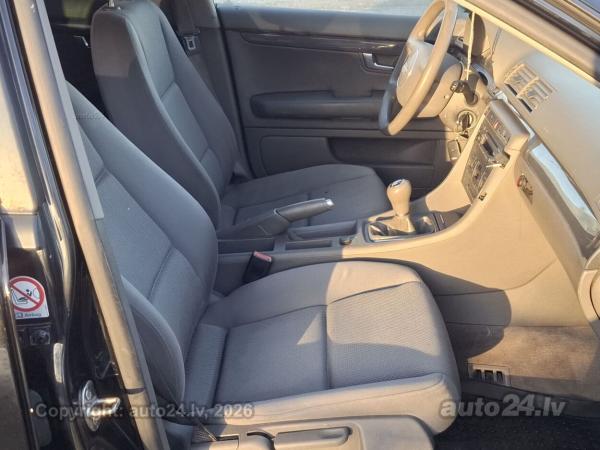 Melns Audi A4 2004 Tartu, ar dzinēja tilpumu 1.90 L un nobraukumu 414 tūkst. km par 2500 €, foto 11 vietnē AUTOMOTO.COM.LV