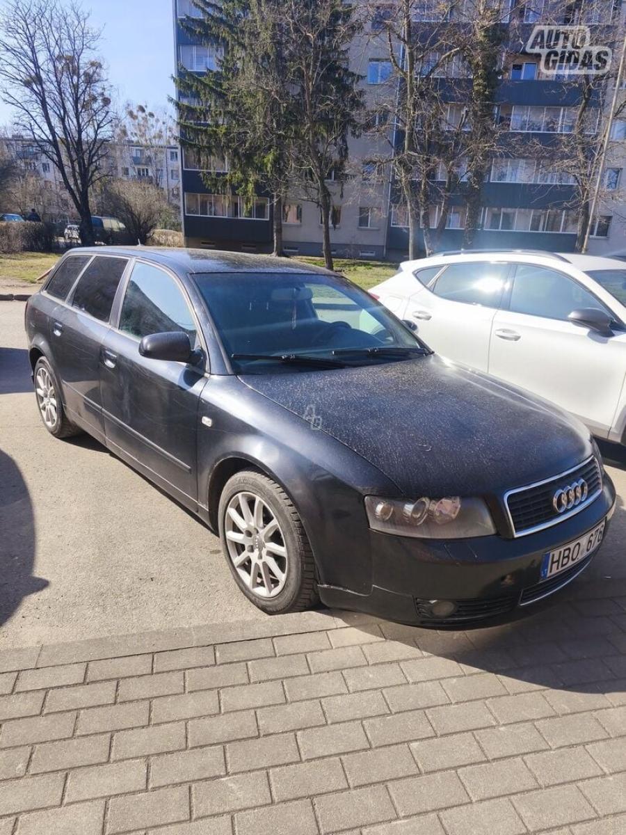 Black Audi A4 2004 in Kaunas, with an engine capacity of 2.50 L and mileage of 315 thousand km for 499 €, photo 1 on AUTOMOTO.COM.LV
