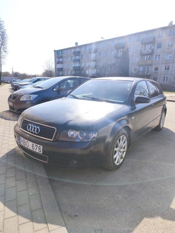 Melns Audi A4 2004 Kauņa, ar dzinēja tilpumu 2.50 L un nobraukumu 315 tūkst. km par 499 €, foto 2 vietnē AUTOMOTO.COM.LV