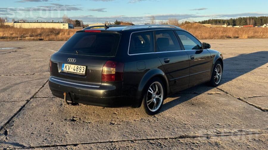 Melns Audi A4 2004 Rīga, ar dzinēja tilpumu 2.50 L un nobraukumu 0 tūkst. km par 2199 €, foto 6 vietnē AUTOMOTO.COM.LV