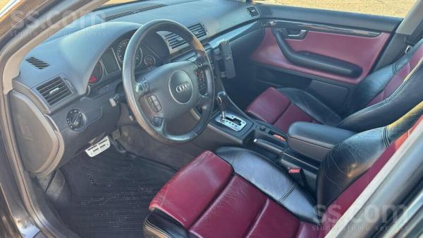 Black Audi A4 2004 in Riga, with an engine capacity of 2.50 L and mileage of 0 thousand km for 2199 €, photo 9 on AUTOMOTO.COM.LV