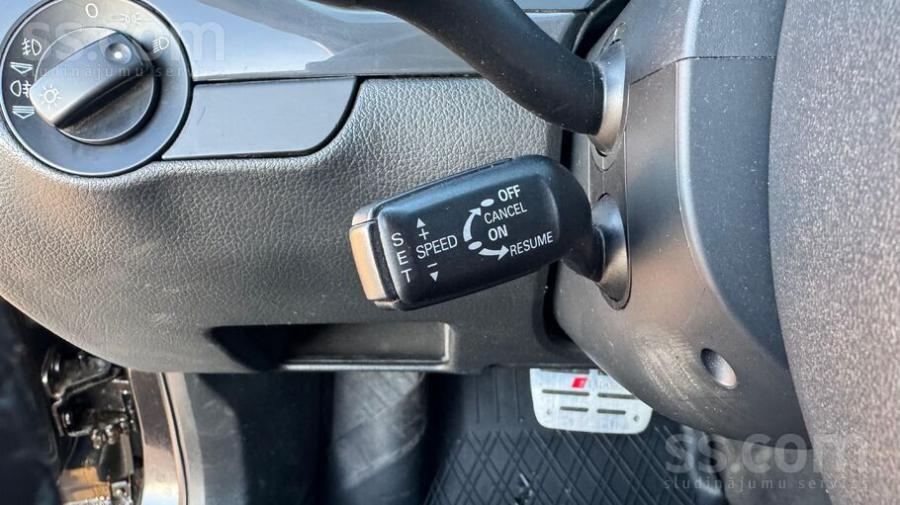 Melns Audi A4 2004 Rīga, ar dzinēja tilpumu 2.50 L un nobraukumu 0 tūkst. km par 2199 €, foto 16 vietnē AUTOMOTO.COM.LV