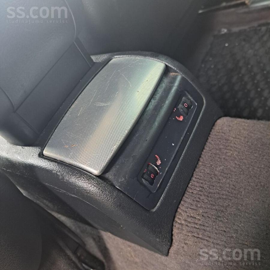 Black Audi A4 2004 in Rezekne, with an engine capacity of 1.90 L and mileage of 0 thousand km for 2380 €, photo 15 on AUTOMOTO.COM.LV
