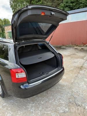 Black Audi A4 2004 in Riga, with an engine capacity of 1.90 L and mileage of 287 thousand km for 2650 €, photo 28 on AUTOMOTO.COM.LV