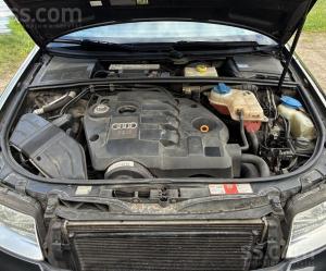 Black Audi A4 2004 in Riga, with an engine capacity of 1.90 L and mileage of 287 thousand km for 2650 €, photo 32 on AUTOMOTO.COM.LV