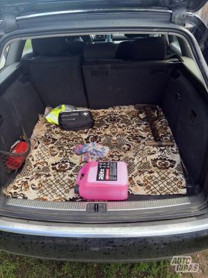 Black Audi A4 2004 in Vilkaviskis, with an engine capacity of 1.90 L and mileage of 395 thousand km for 1100 €, photo 8 on AUTOMOTO.COM.LV