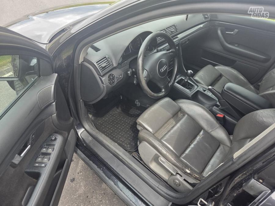 Black Audi A4 2004 in Kaunas, with an engine capacity of 2.50 L and mileage of 400 thousand km for 1199 €, photo 14 on AUTOMOTO.COM.LV