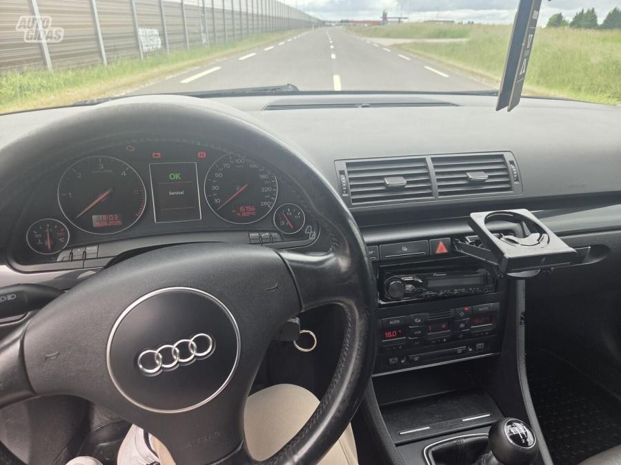 Black Audi A4 2004 in Kaunas, with an engine capacity of 2.50 L and mileage of 400 thousand km for 1199 €, photo 20 on AUTOMOTO.COM.LV