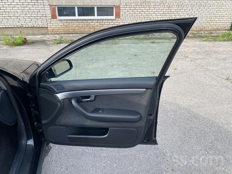 Black Audi A4 2004 in Ludza, with an engine capacity of 1.90 L and mileage of 0 thousand km for 4150 €, photo 21 on AUTOMOTO.COM.LV