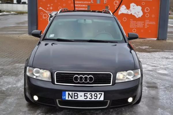 Melns Audi A4 2004 Jēkabpils, ar dzinēja tilpumu 1.90 L un nobraukumu 272 tūkst. km par 3500 €, foto 4 vietnē AUTOMOTO.COM.LV